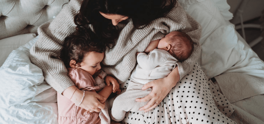 Momtalk: Rebecca - How About Mom