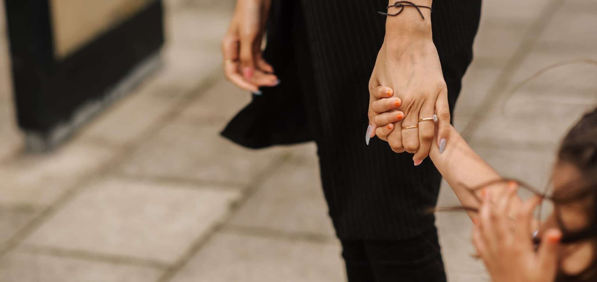 Home How About Mom - How About Mom