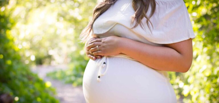 De baby gaat indalen | Zo verloopt een bevalling