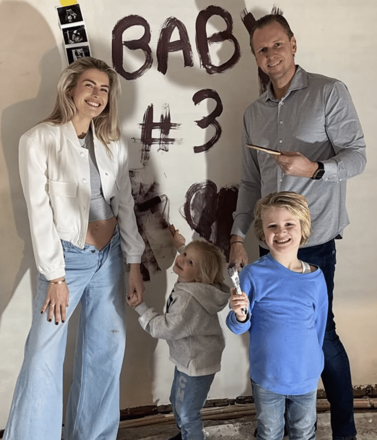 Renée Gunning in verwachting van derde kindje - How About Mom